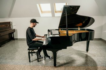 Nakon 12 godina Thompson objavio novi album imena "Hodočasnik ...